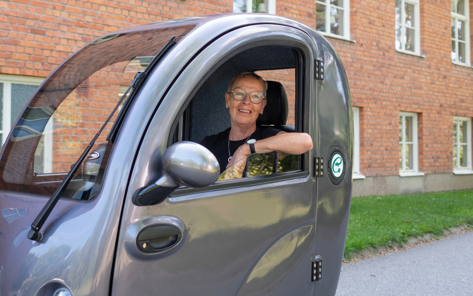 Permobil med tak – Kabinscooter - Blimo